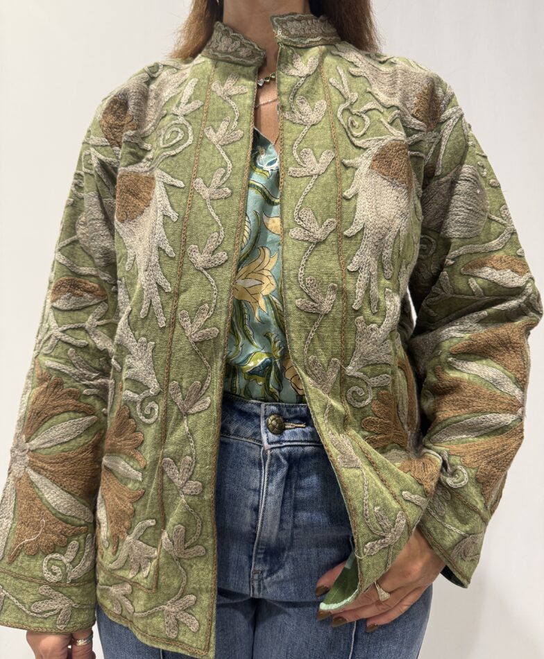 Veste Kiran Brodée - Pièce Unique et Élégante | Micasasté